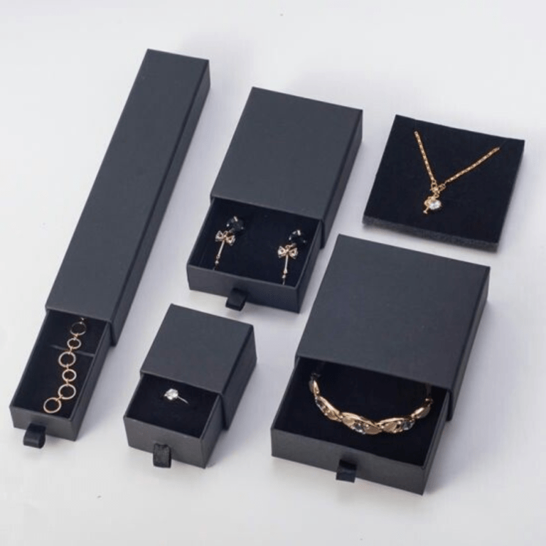 Shoulder Boxes | Get Custom Boxes
